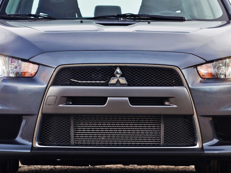 Mitsubishi celebra la venta de 100.000 unidades en Chile