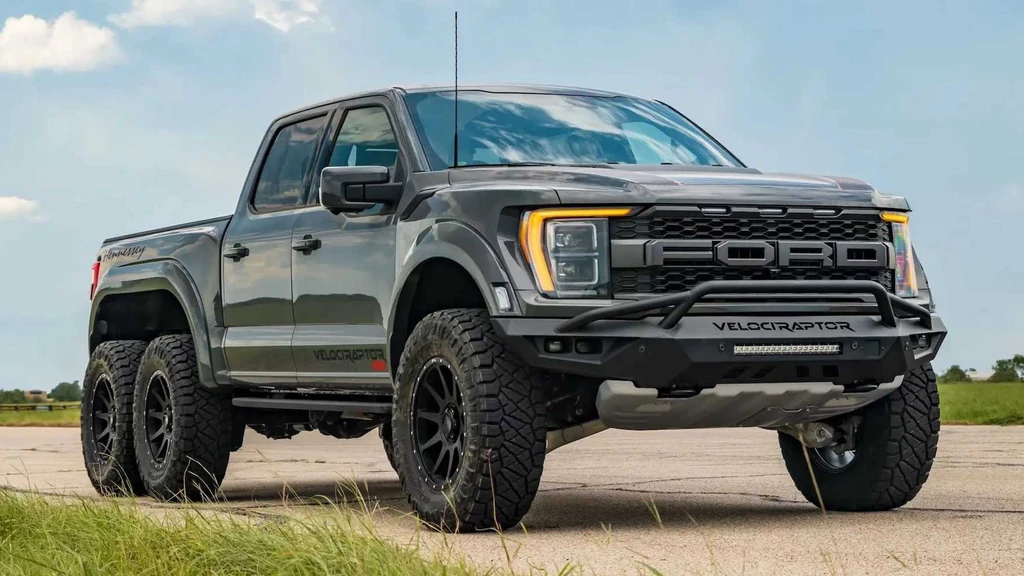 Hennessey VelociRaptor 6x6, la F150 más extrema