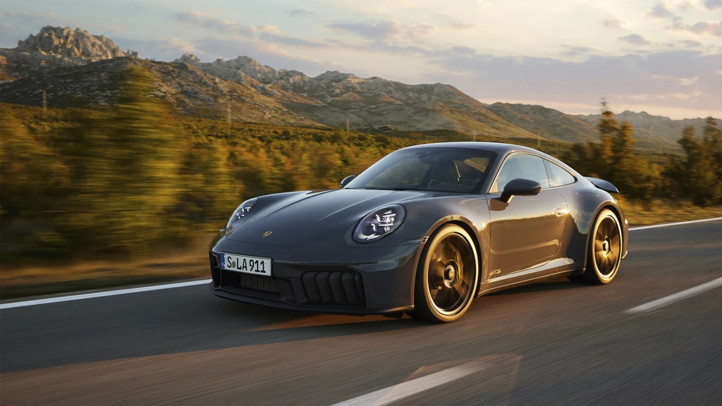Porsche 911 2025: el primer 911 híbrido tiene más de 500 hp