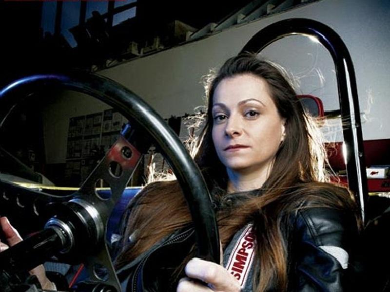 Jennifer Caputo, una verdadera doble de riesgo