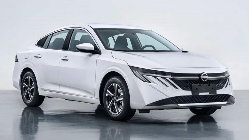 El nuevo Nissan Sentra se escapa antes de tiempo