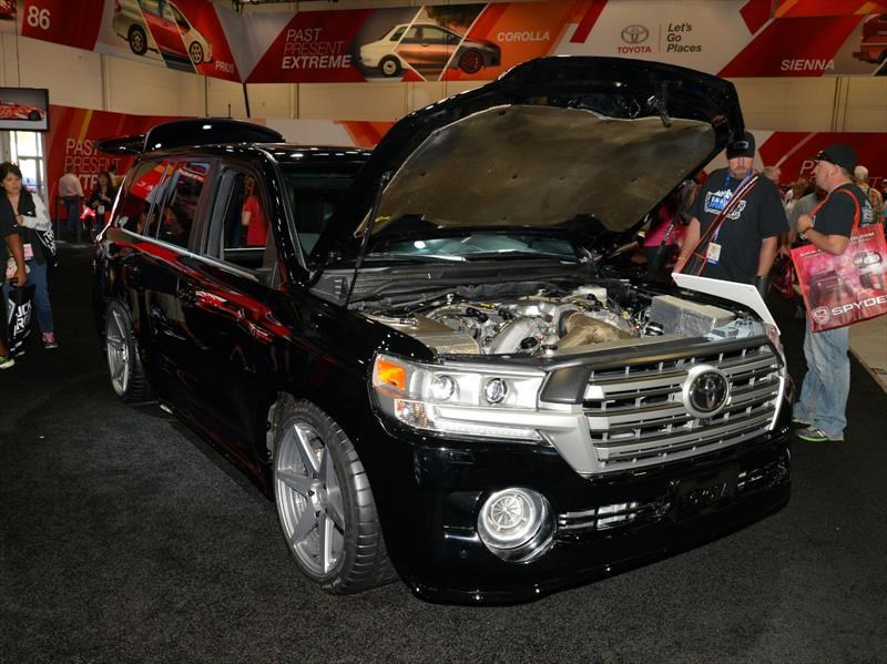 Toyota Land Speed Cruiser ¡con 2,000 hp de poder!