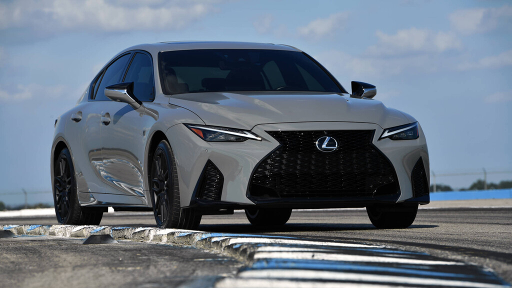 Lexus IS 500 F Sport Performance, muscle car asiático