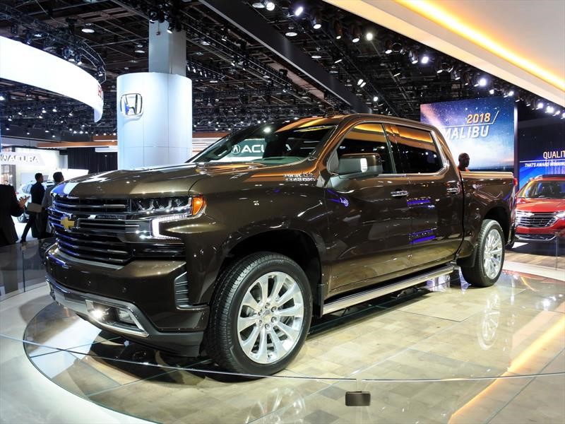 Chevrolet Silverado 2019, renovación inteligente