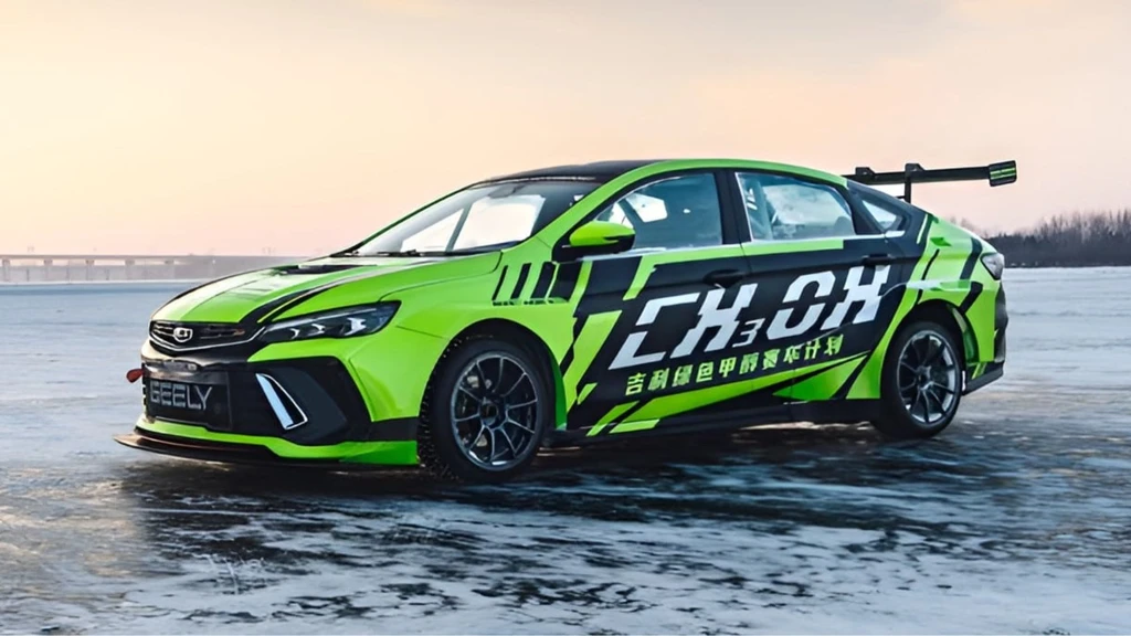 Geely presenta su primer auto de carreras con metanol verde, una ...