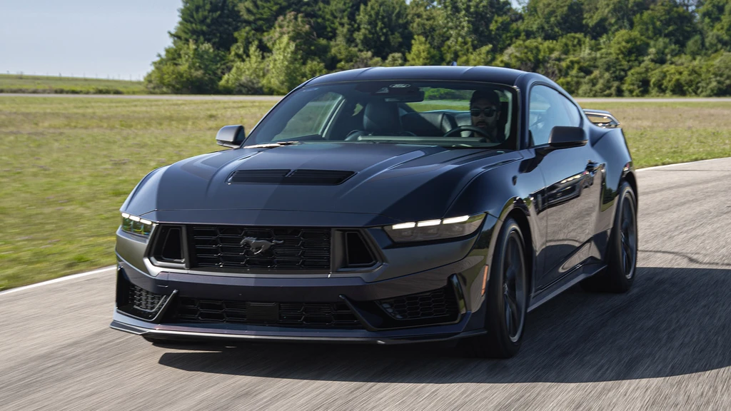 Ford subastará el primer Mustang Dark Horse