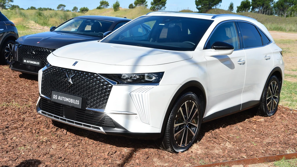 Verano 2024: el nuevo DS 7 E-TENSE se muestra en la costa argentina