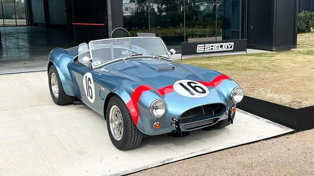 El mítico Shelby Cobra original será producido en Argentina