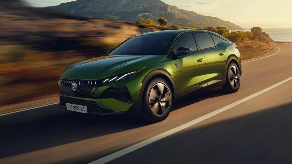 Peugeot 408 se actualiza con electrificación y una imagen más moderna