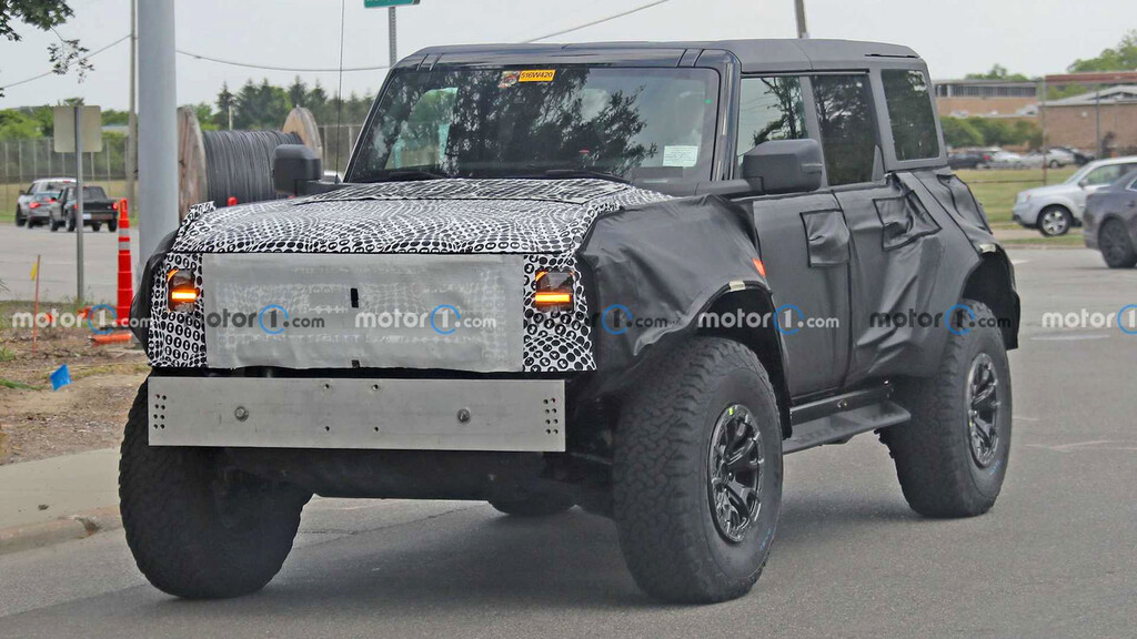 La rumorada Ford Bronco Raptor ¿Con motor V6 biturbo?
