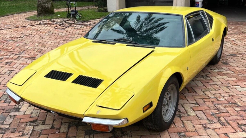 Es el De Tomaso Pantera más antiguo en funciones y está a la venta