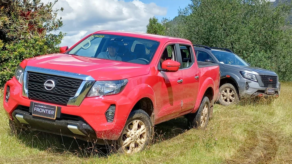 Nissan Frontier amplía su oferta de modelos a gasolina en el país