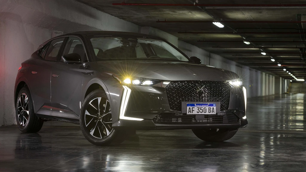 Nuevo DS 4 lanzamiento, equipamientos y precios en Argentina