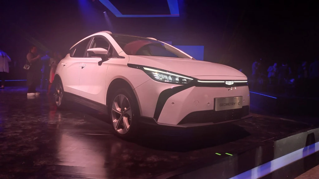 Geely Geometry C 2024 llega a México, conoce versiones y precios de ...