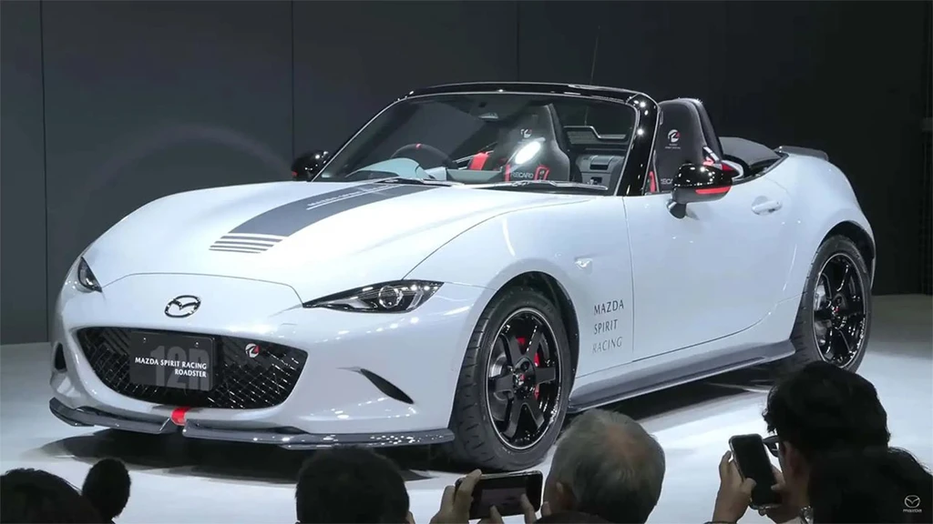 Mazda MX-5 Spirit Racing 12R, más potencia y otras mejoras para el roadster más famoso del mundo