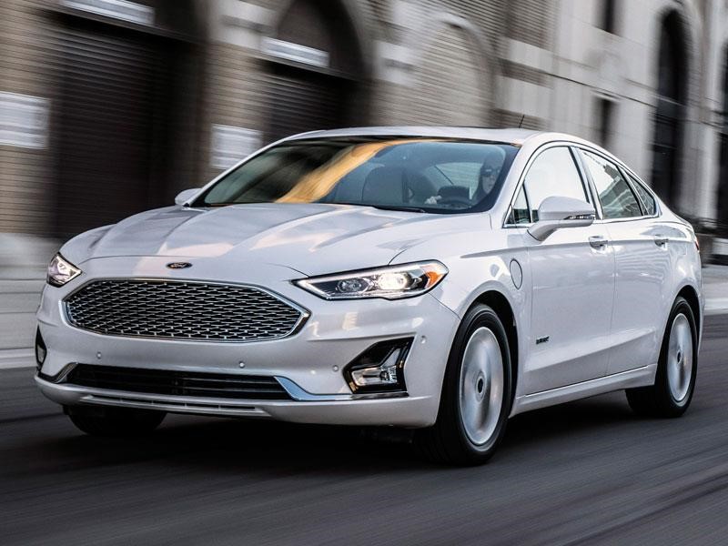 Ford Mondeo, un rediseño más seguro
