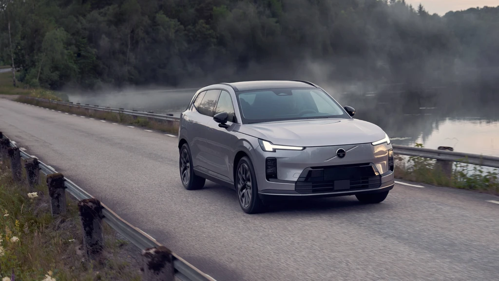 Volvo XC70: SUV híbrido enchufable con más de 200 km de autonomía eléctrica