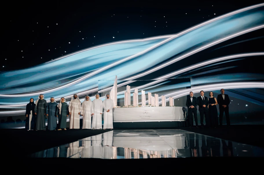 Mercedes-Benz lleva su ADN a la arquitectura en esta imponente ciudad ...